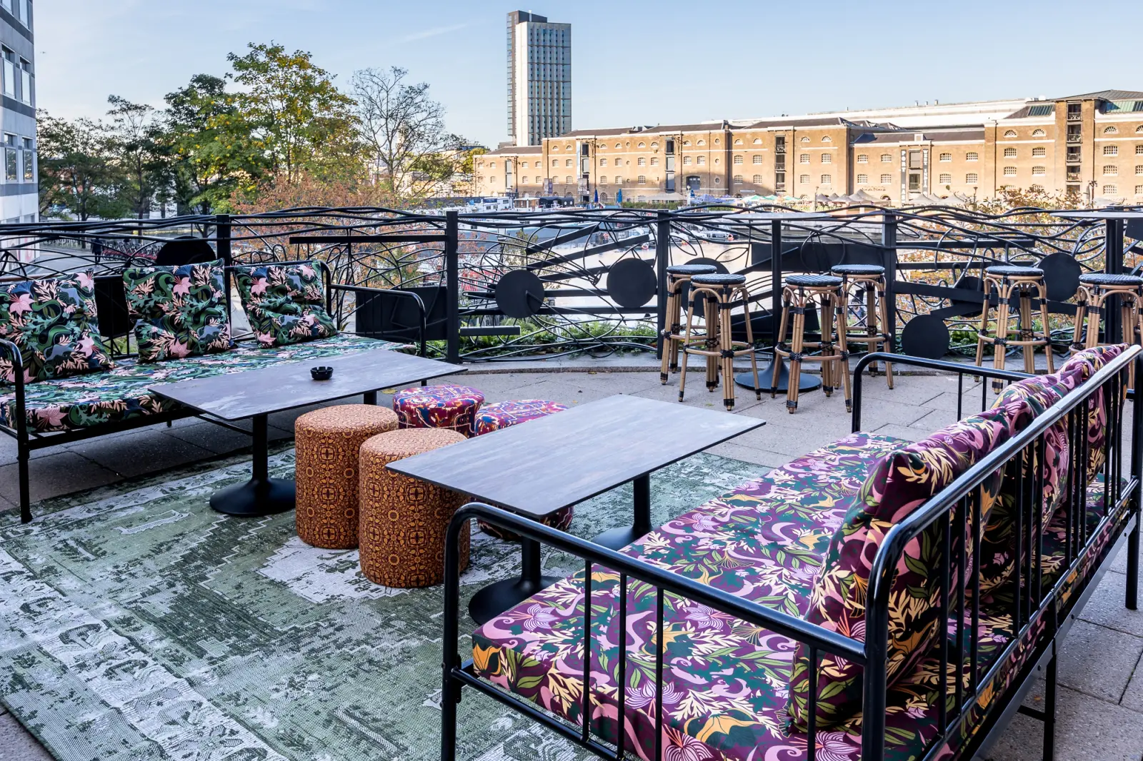 Cocktail Club Canary Wharf | Summer Party Venues London UK